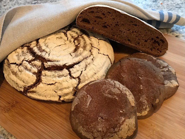 Finnish Rye bread – hapatettu ruisleipä